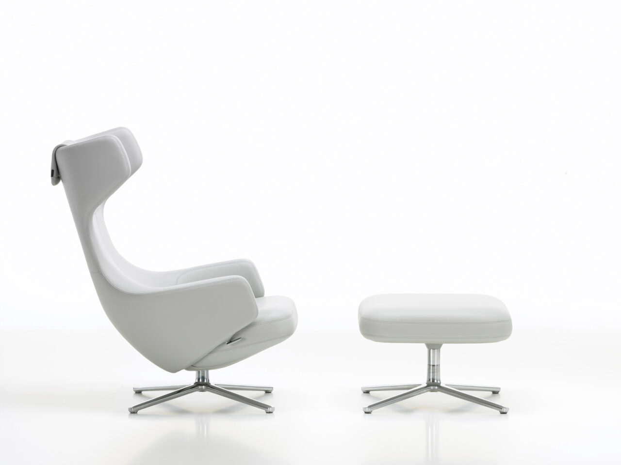 Grand Repos Chair » Amuebla Rent