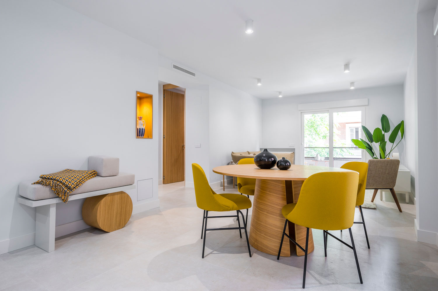 Aleta Chair » Amuebla Rent