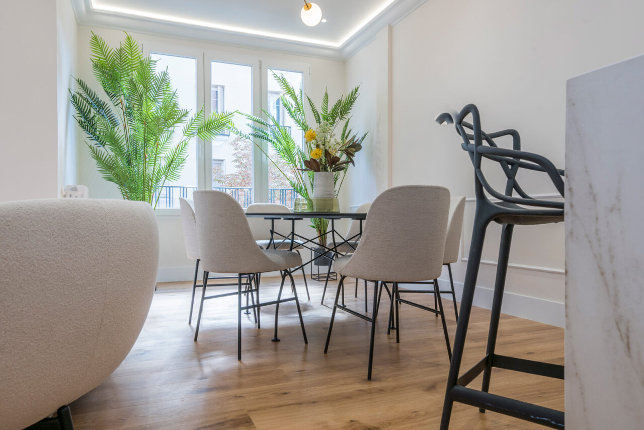 Aleta Chair » Amuebla Rent